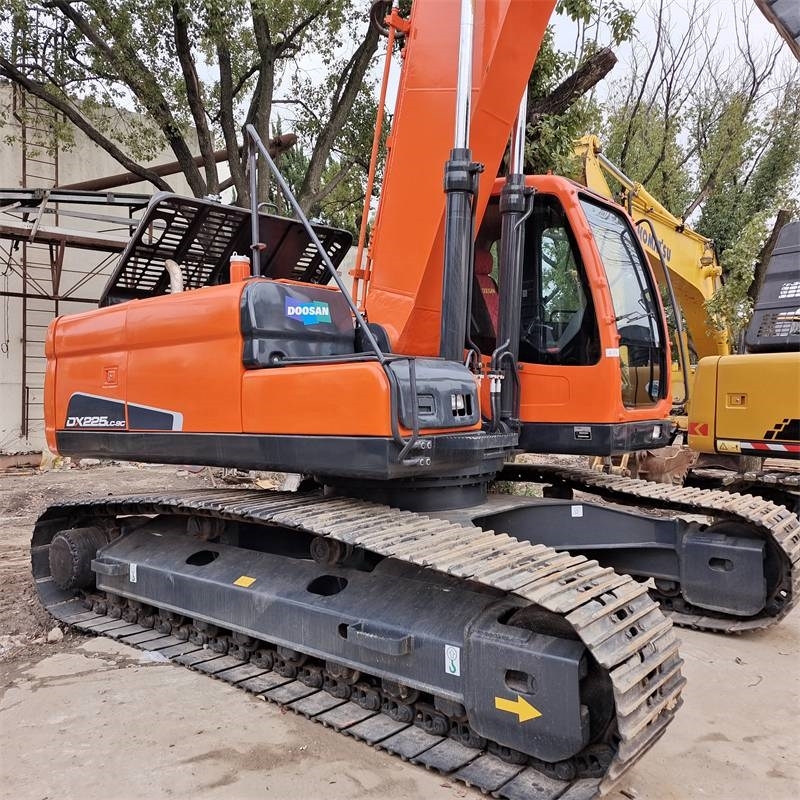 2022 Doosan DX225 (1214114) | P&E