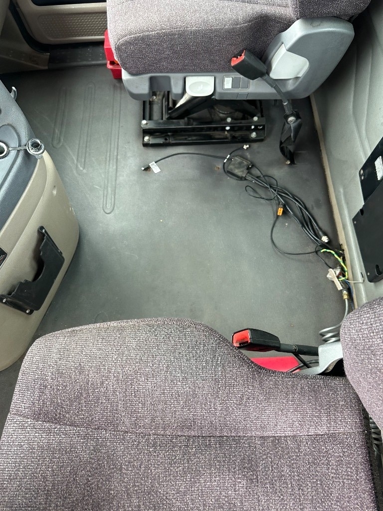 Freightliner CA125DC