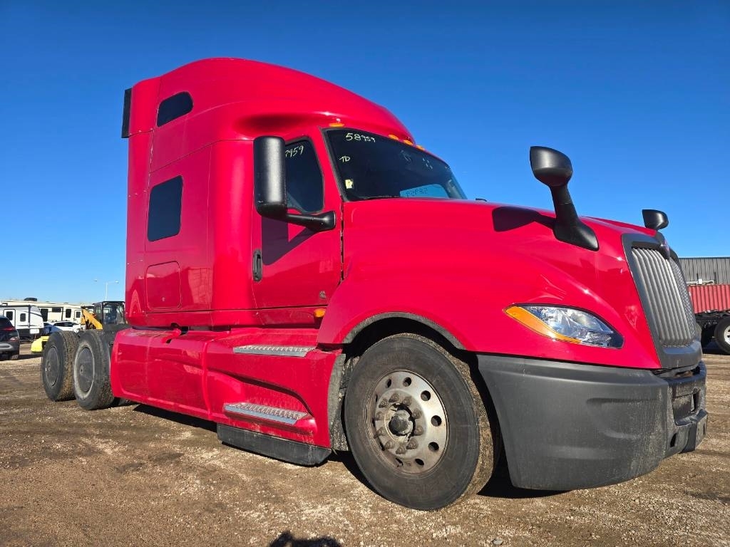 International Heavy Duty Trucks & Truck Trailers For Sale | Ritchie List