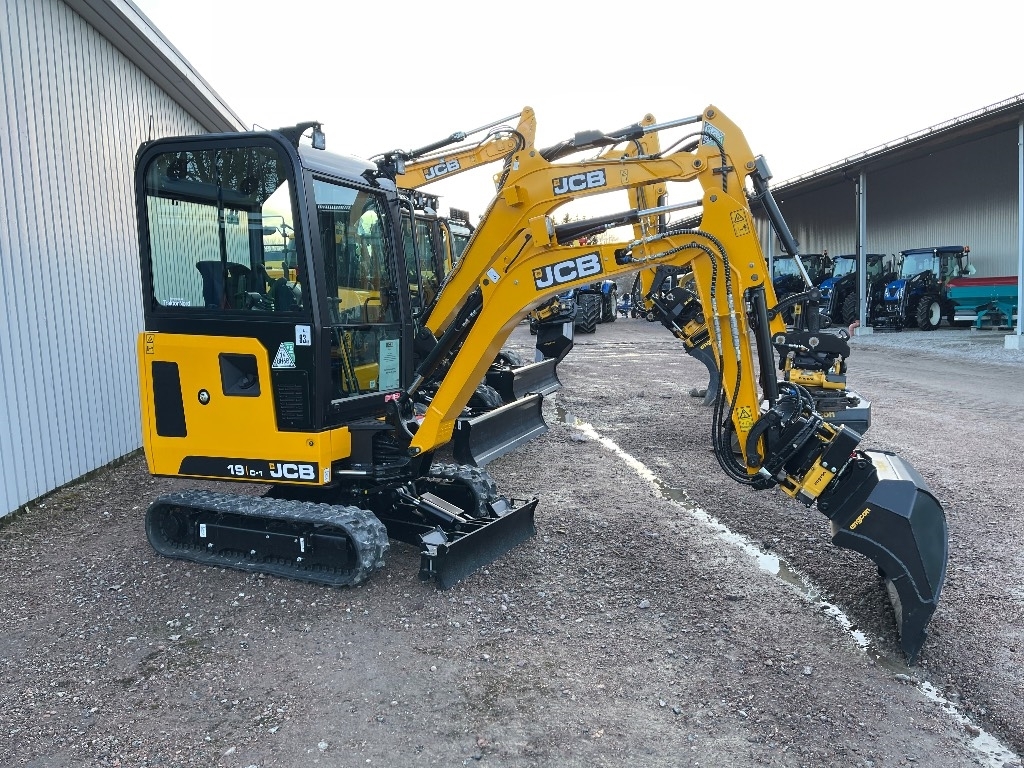 JCB 19 C-1 Pro Ny! inkl Engcon rotortlit - Minigrävare