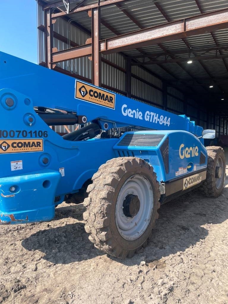 Genie GTH 844