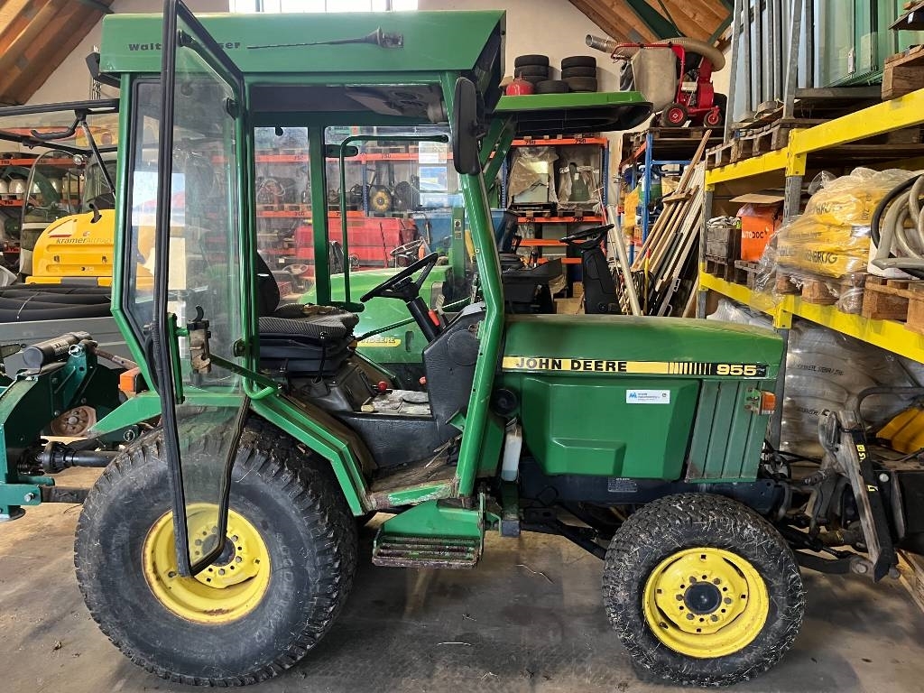 John Deere 955 4WD frontlift og front PTO - Compact tractors - Grounds ...