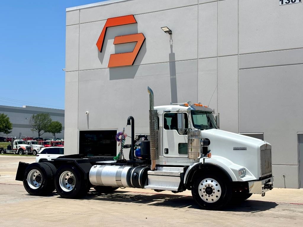Kenworth T 800