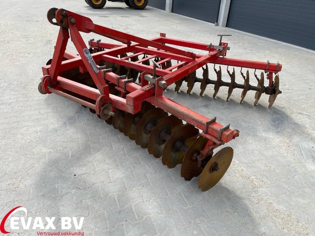 Grondbewerking - Landbouwmachines - Evax BV
