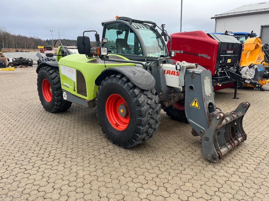 CLAAS Scorpion 9040 Plus Variopower - Teleskoplastare - Entreprenad ...