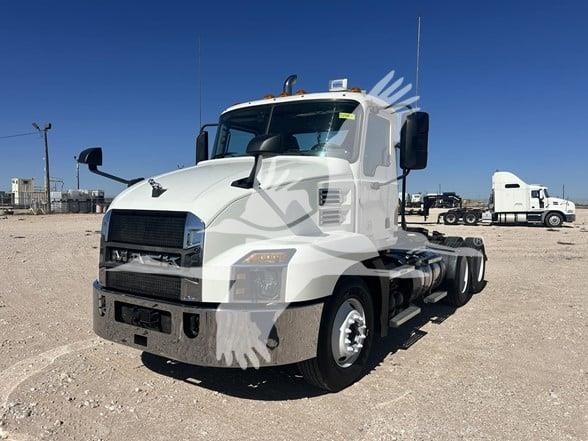 Mack ANTHEM 64T