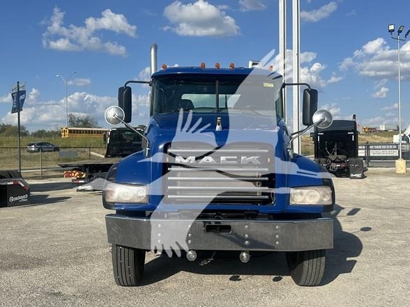Mack GRANITE 64BT