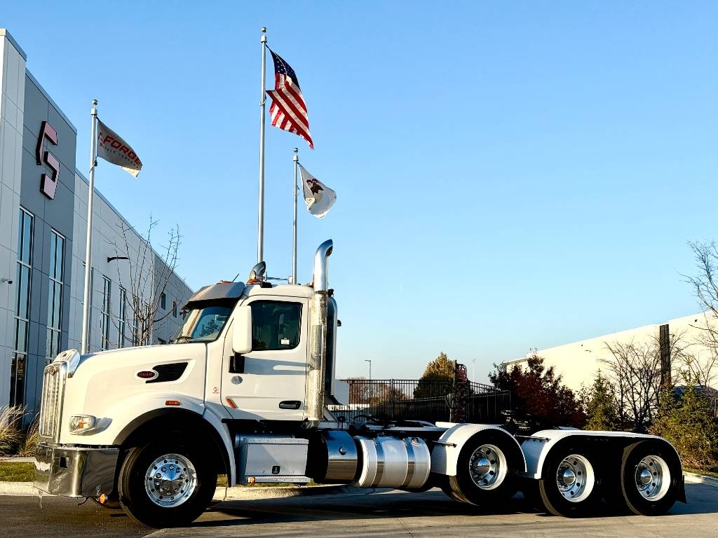 Peterbilt 567