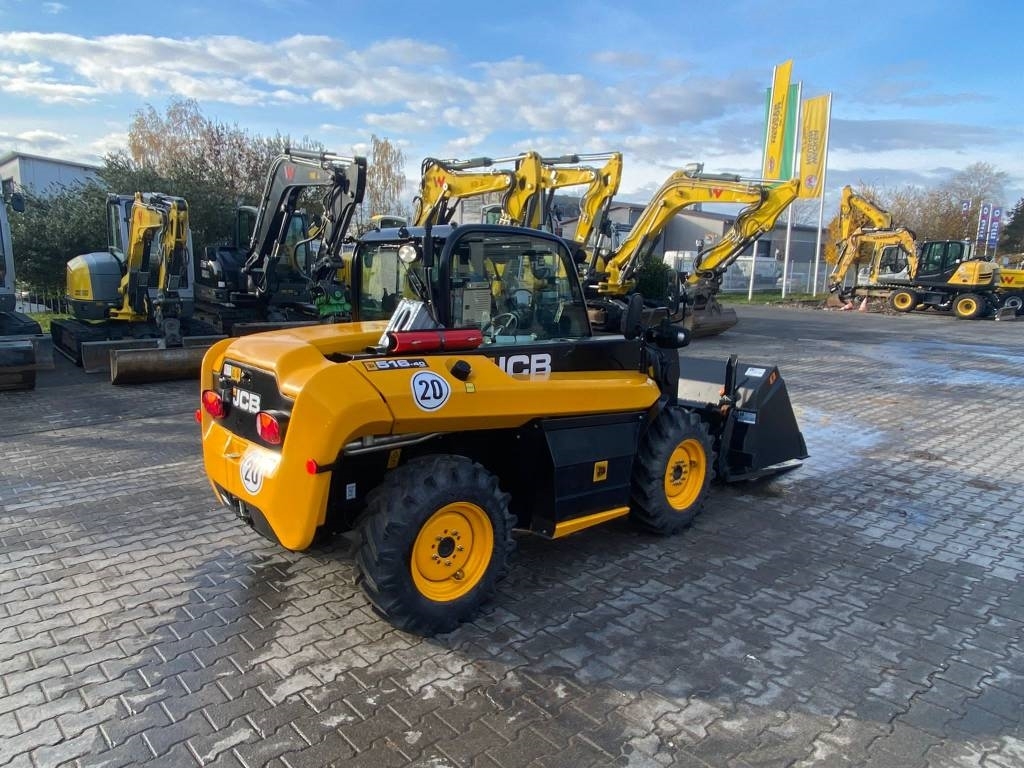 JCB 516-40AGRI - Chariots télescopiques - Des produits - Wacker Neuson