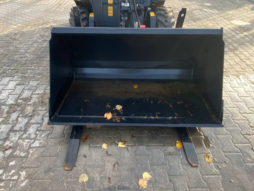 JCB 516-40AGRI - Teleskoplader - Produkte - Wacker Neuson