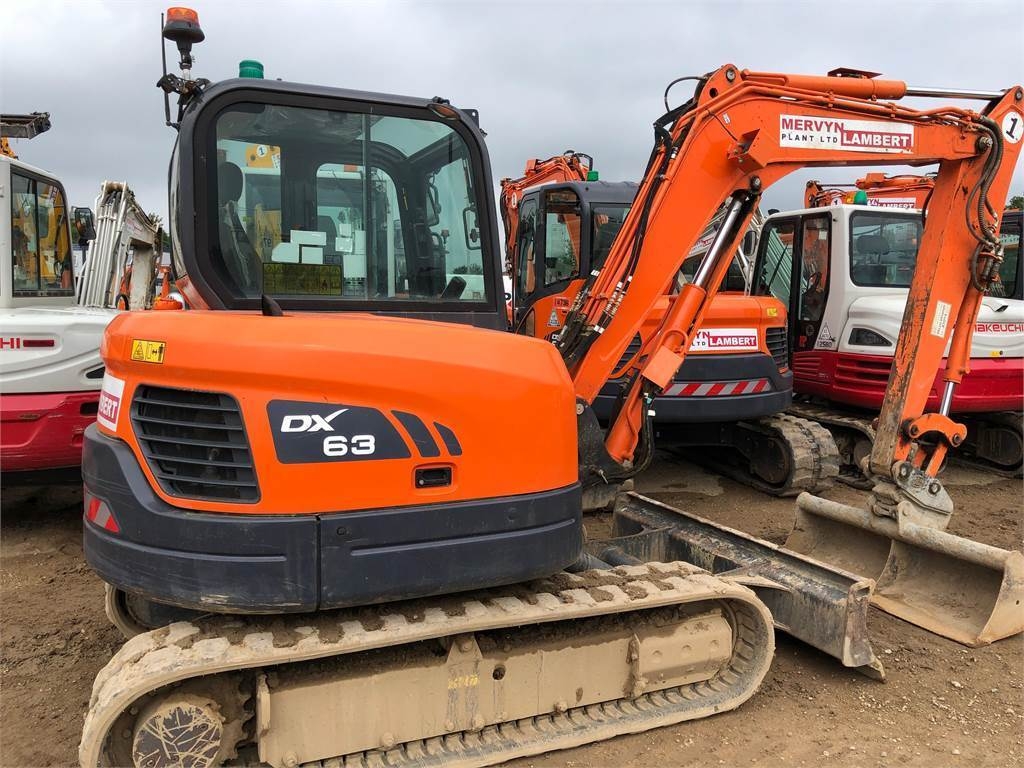Doosan DX63 - Mini excavators