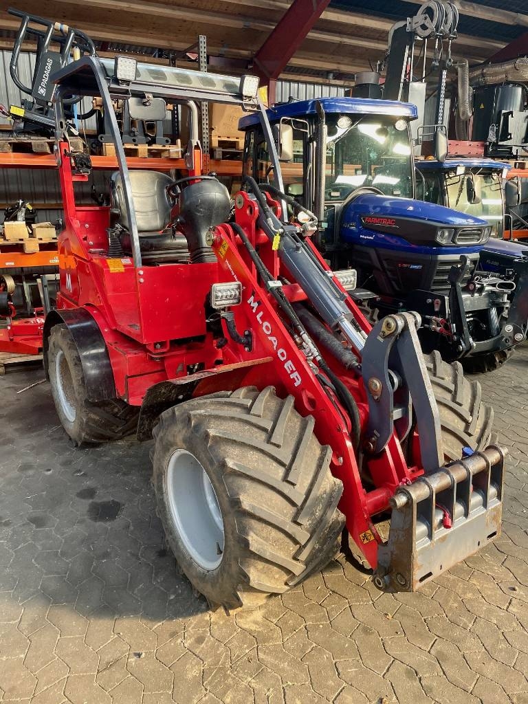 VM Loader 1040 LX - Mini Loader - Construction Equipment - Danish Agro ...