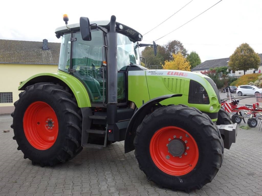 CLAAS Ares 697 ATZ - Tracteur - Agricole - Thommen-Schwall