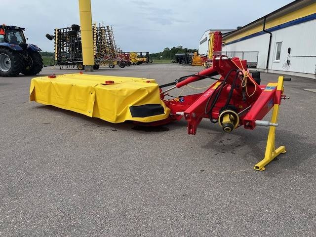 Pöttinger Novadisc 302 - Slåttermaskiner - Lantbruk - Begagnade maskiner