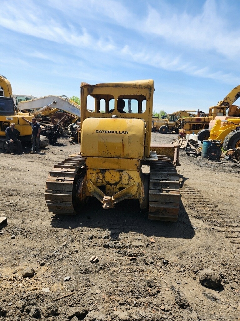 CAT D 6
