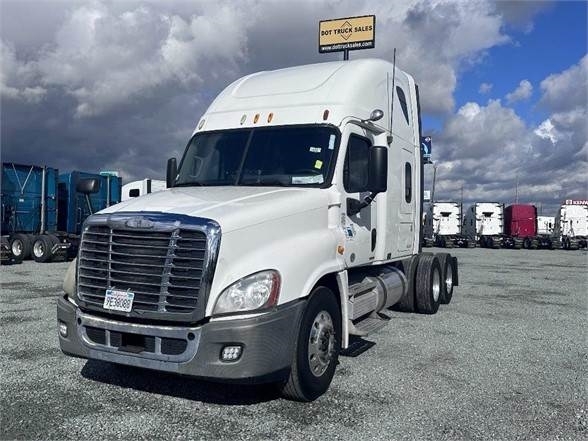 Freightliner CASCADIA 125