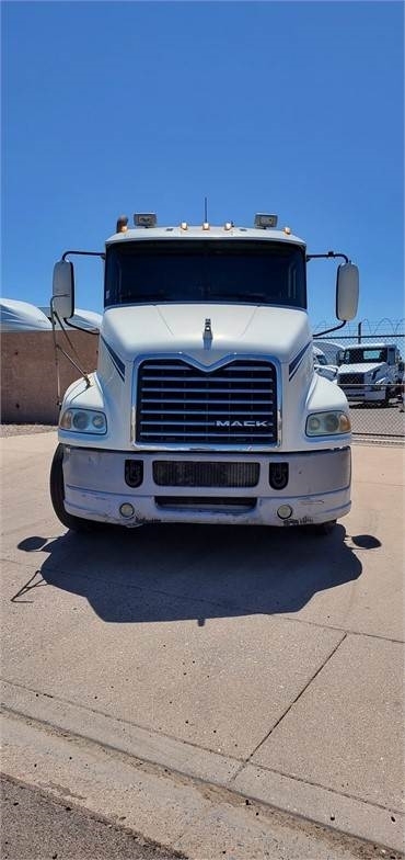 Mack PINNACLE CXU613