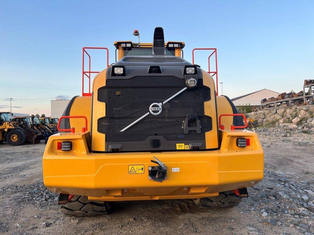 Buy Used Volvo L260H Wheel loader for sale in Stockholm, Sweden · PAN ...