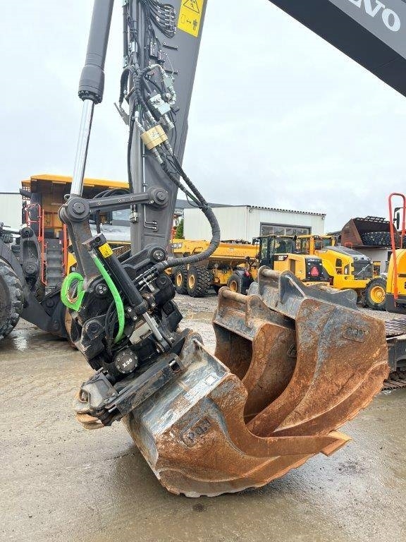 Buy Used Volvo ECR235EL Crawler Excavator for sale in Stockholm, Sweden ...