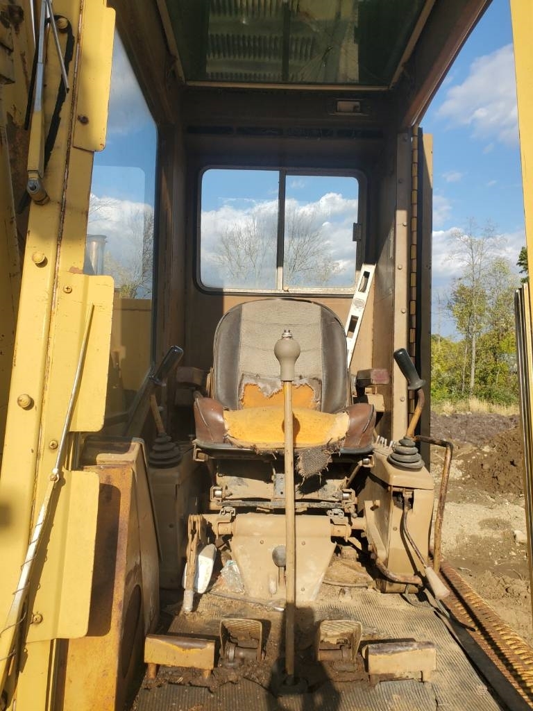 CAT 225 LC