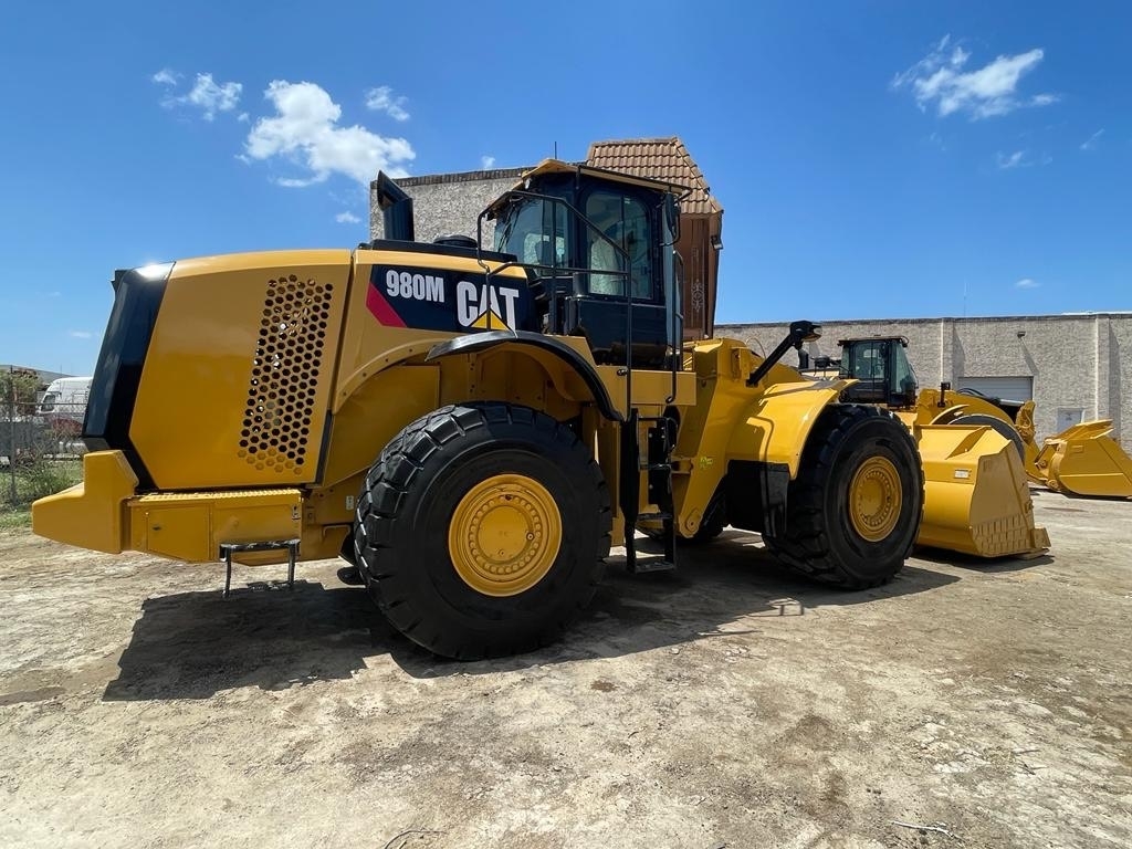 CAT 980M