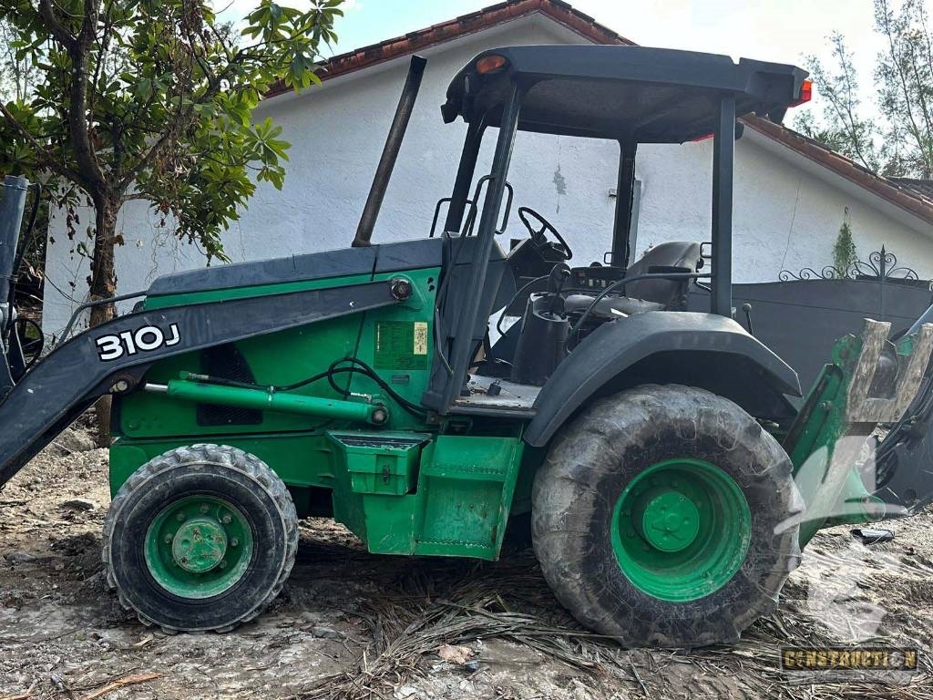 John Deere 310 J