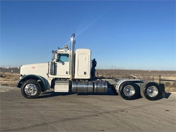 Peterbilt 367