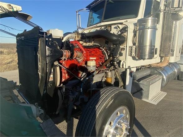 Peterbilt 367