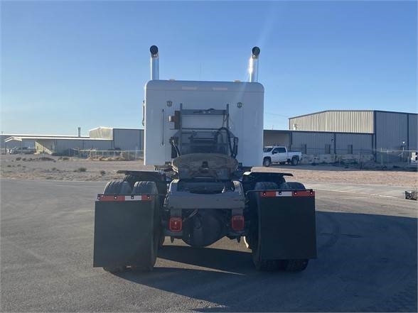Peterbilt 367
