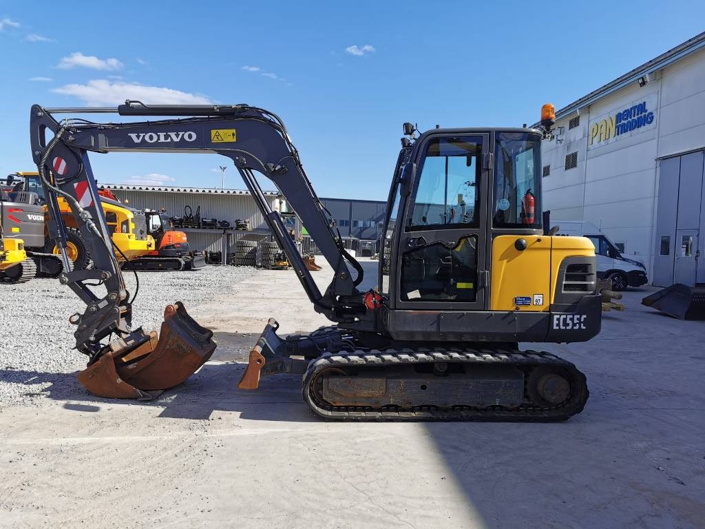 Köpa Begagnade Volvo EC55C Minigrävare till salu i Stockholm, Sverige ...