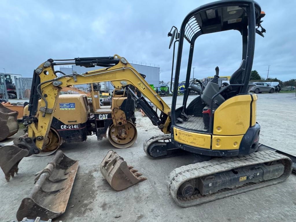 Yanmar Vio 26 - Mini Excavators - Construction - Construction Machinery ...
