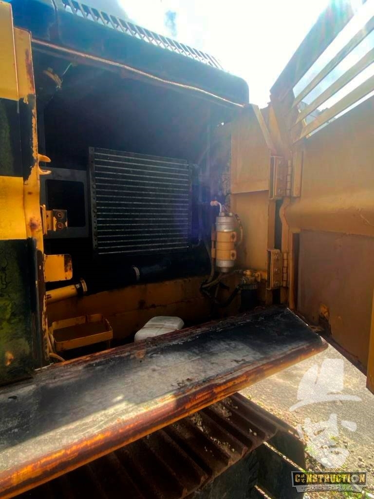 CAT 320 L
