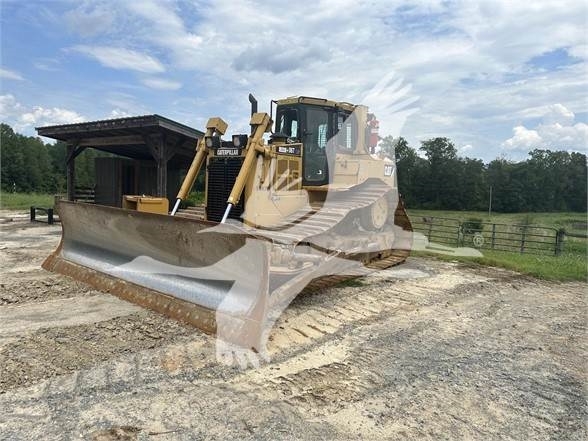 CAT D6T LGP