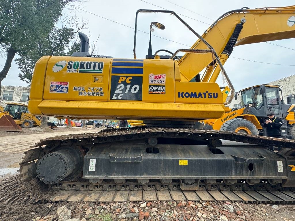 2022 Komatsu PC 210 LC-8 Used Tracked Excavator for sale | P&E