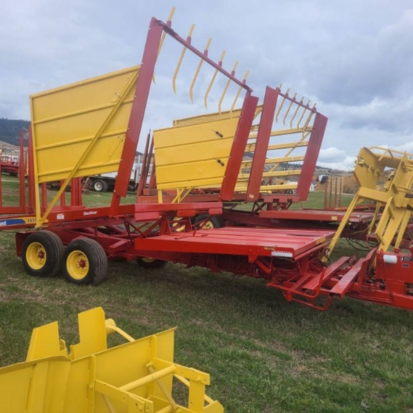 New Holland 1037
