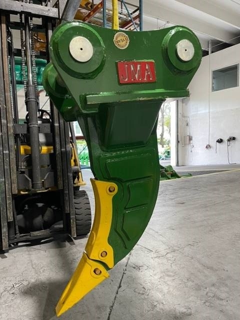 JM Attachments Single Shank Ripper for John Deere JD300,JD350D