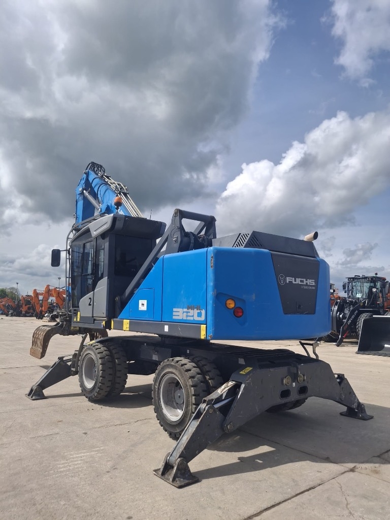 Terex Fuchs MHL320F - Material Handlers - Construction Equipment - Blue ...