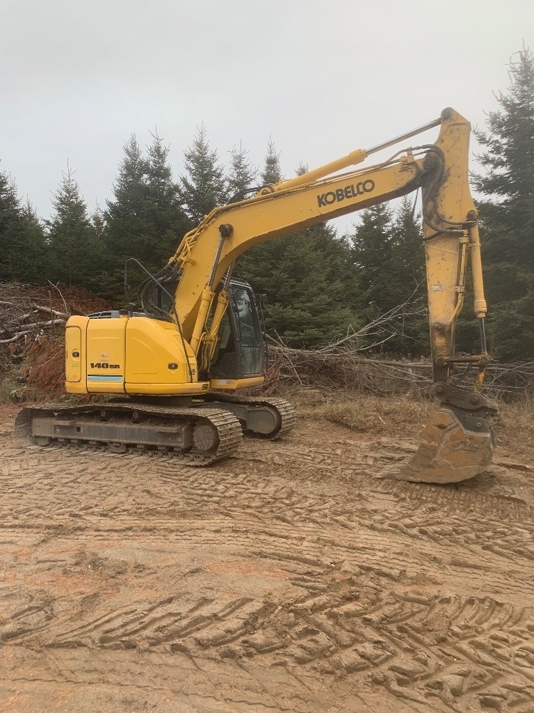 Kobelco SK140SR LC-4