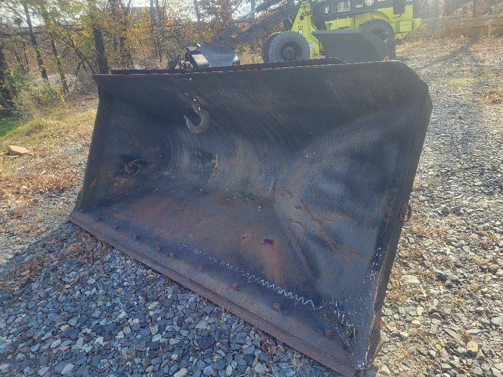 CAT 4yrd SIDE DUMP BUCKET