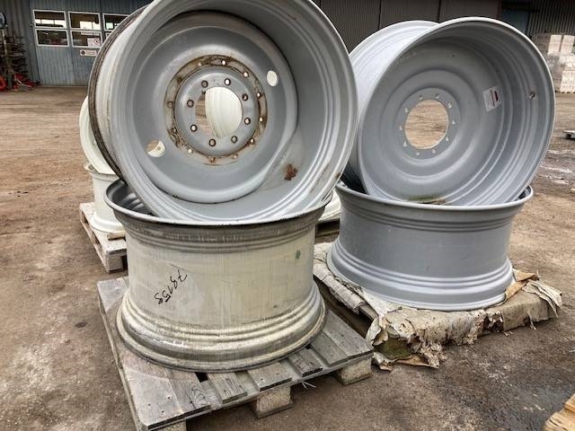 CNH Puma/ T7 - Däck, hjul och fälgar - Lantbruk - Begagnade maskiner