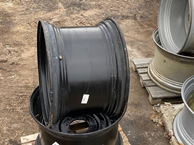 CNH Puma/ T7 - Däck, hjul och fälgar - Lantbruk - Begagnade maskiner