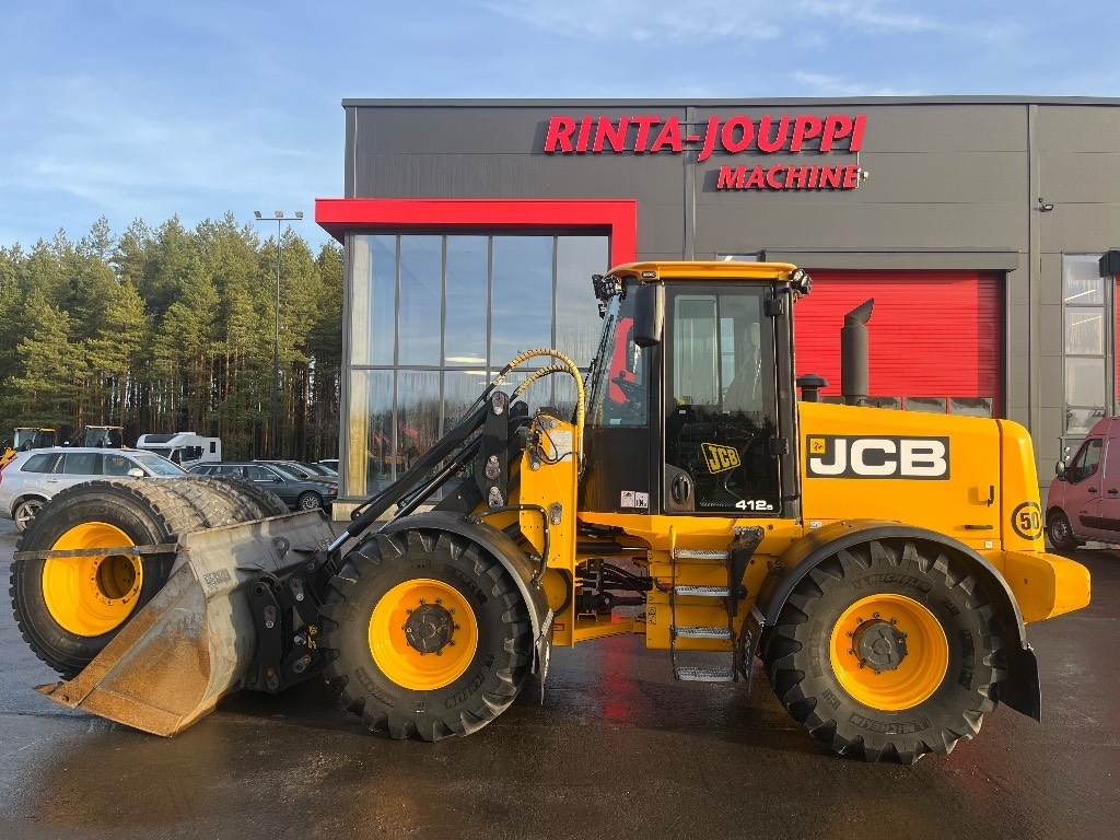 Wheel loaders | Rinta-Jouppi Machine
