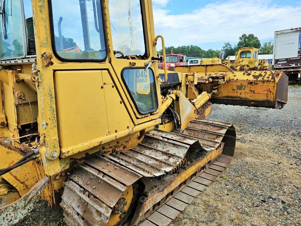 CAT D 4 C