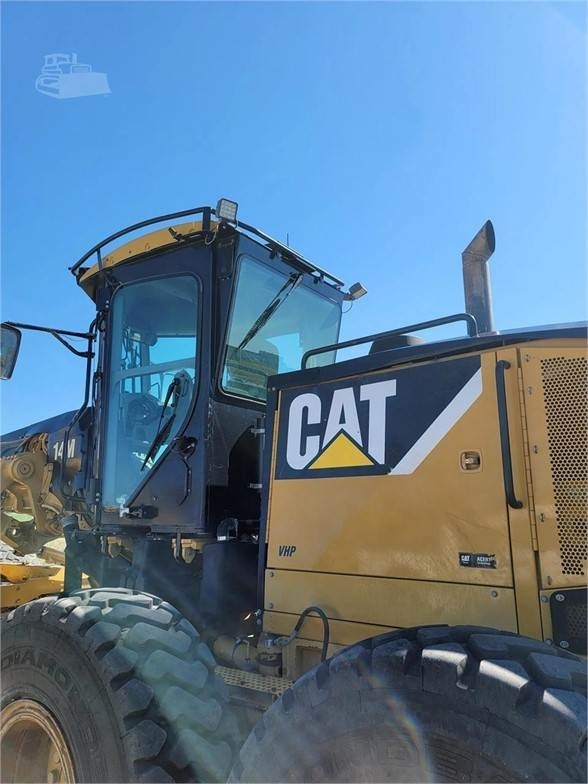 CAT 14M