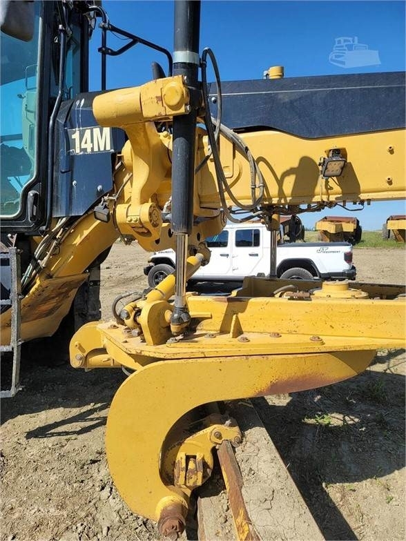 CAT 14M