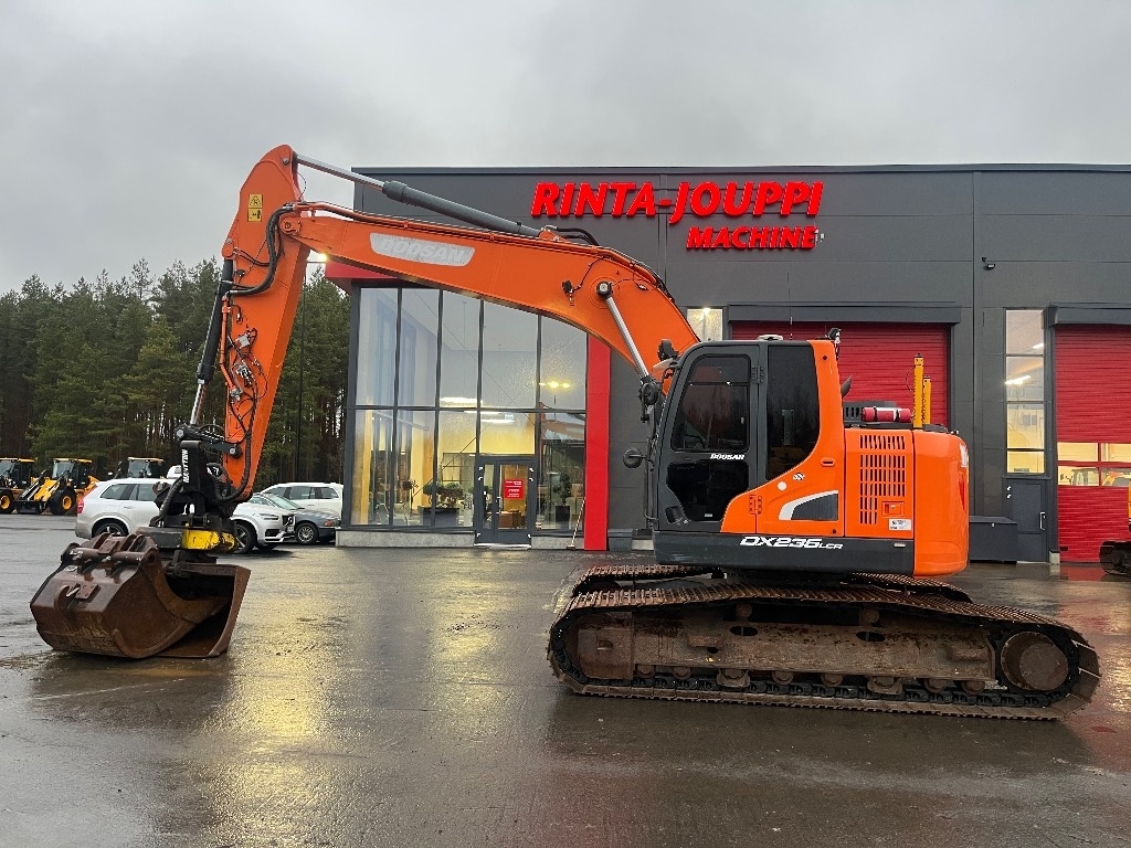 Doosan DX 235 LCR / Engcon, 2 kauha, Uudet ketjut! - Crawler Excavators ...
