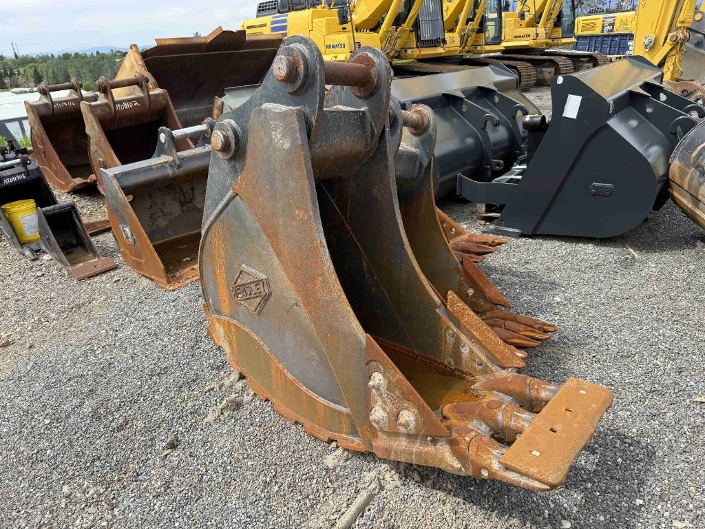 Hensley KOMATSU PC360 24" HEAVY DUTY BUCKET