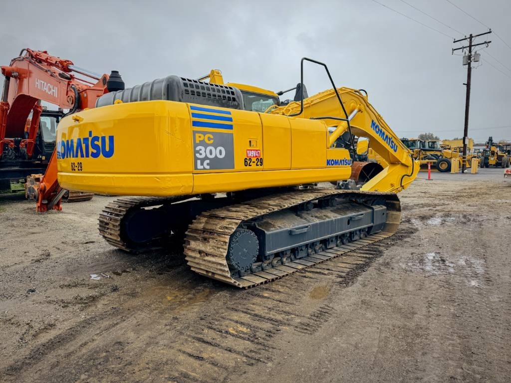 Komatsu PC 300 LC-7