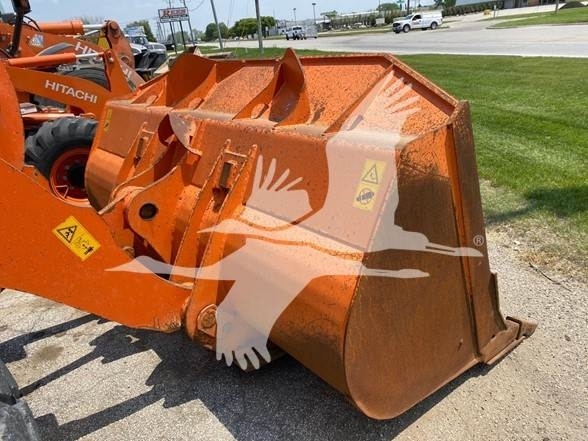 Hitachi ZW220-5