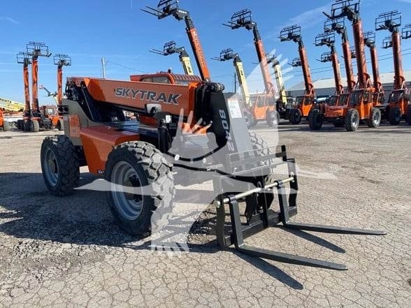 SkyTrak 8042